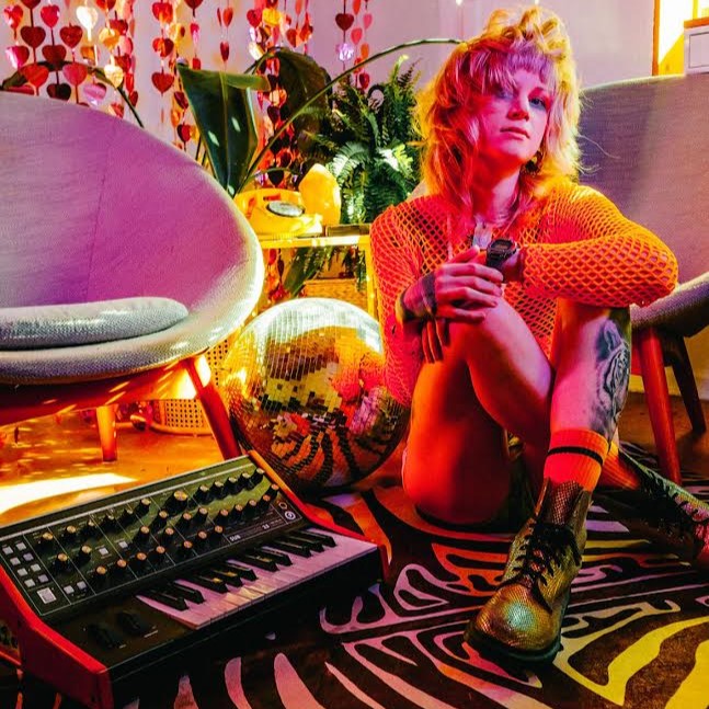 Crystal Voyager performing live on The Microchip Revolution! - KOOP ...